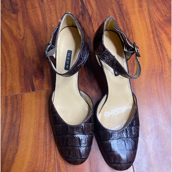 Hype | Shoes | Vintage Brown Croc Embossed Dress Heels | Poshmark